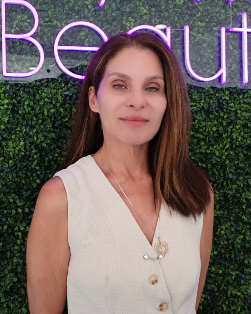 SANDRA LARES – SeeBeyond Beauty